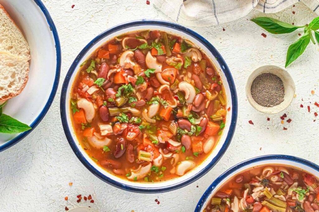 Easy Minestrone Soup - Retro Recipe Box